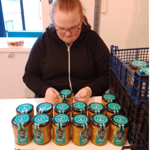 Iesha: Finding confidence through work - Real Jam